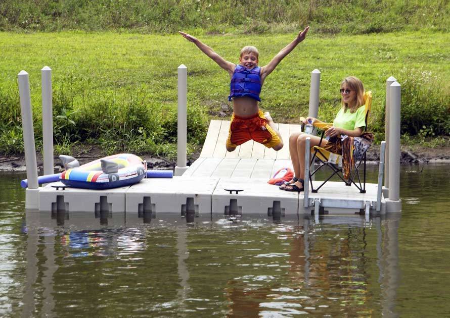 1000 Series Low-Profile Floating Docks by Connect-A-Dock